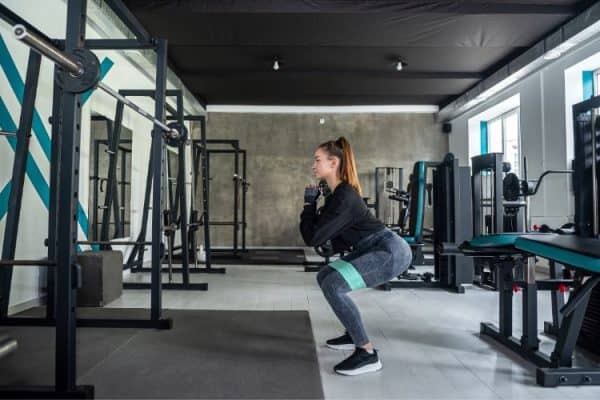 30 Day Leg Workout Sculpt Stronger Legs in Just a Month - Women's Fit Club