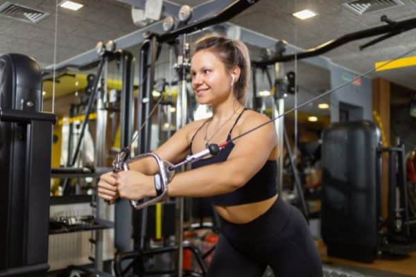 Best Cable Fly For Chest Workout to Strengthen Your Pecs - Women's Fit Club