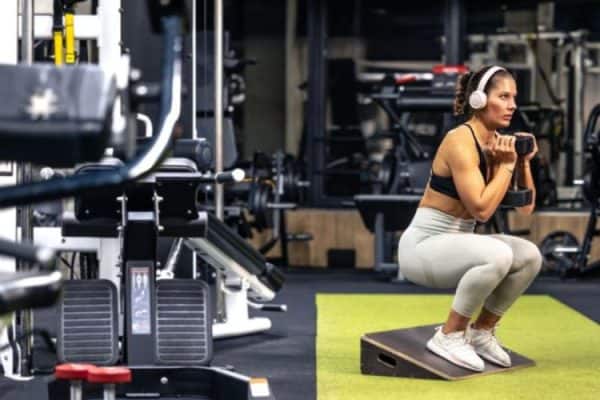 40 Minute HIIT Workouts with Weights Burn Fat Build Strength - Women's ...