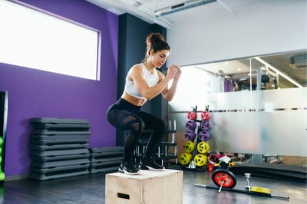 30 Minute Full Body Cardio Exercise for Maximum Fat Burn - Women's Fit Club