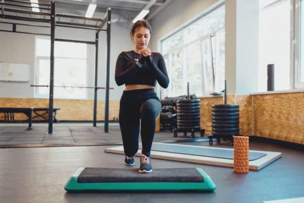 45 Minute Full Body Weight Lifting Workout for Maximum Strength - Women ...