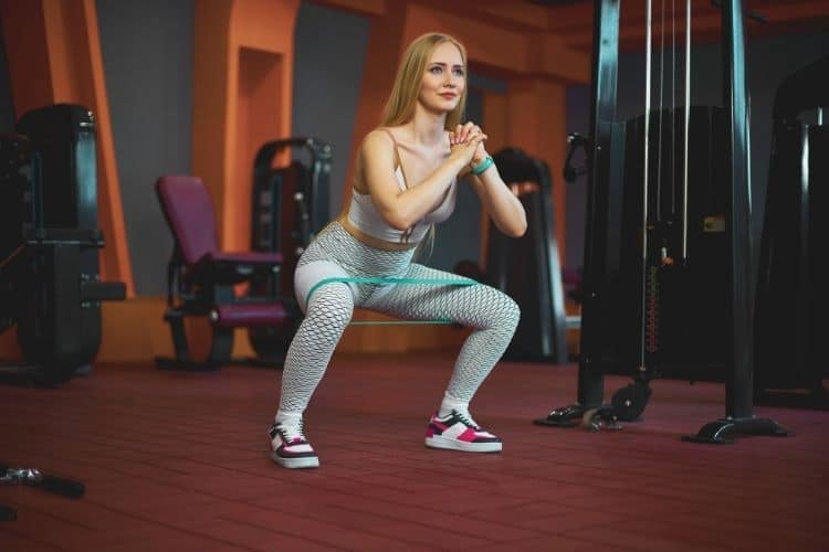 20-Minute Full Body Functional Strength Workout for a Lean Body - Women ...